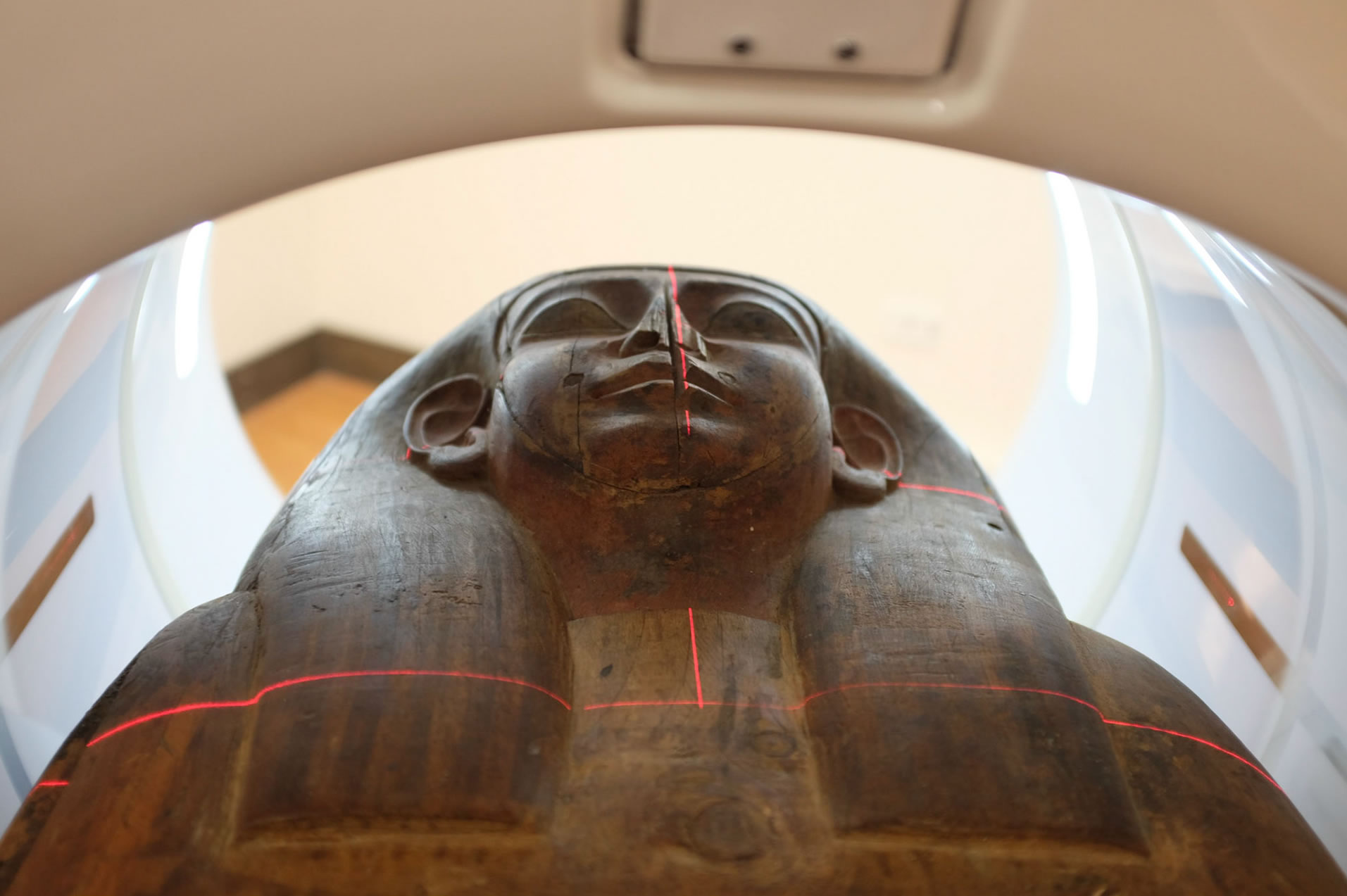 The mummy within: 2500-year old coffin's contents revealed - The ...