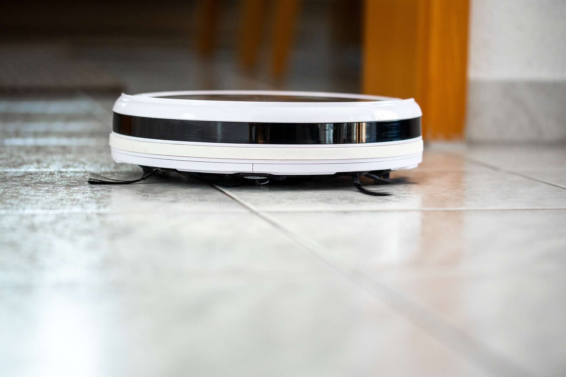 New privacy-preserving robotic cameras obscure images beyond human ...