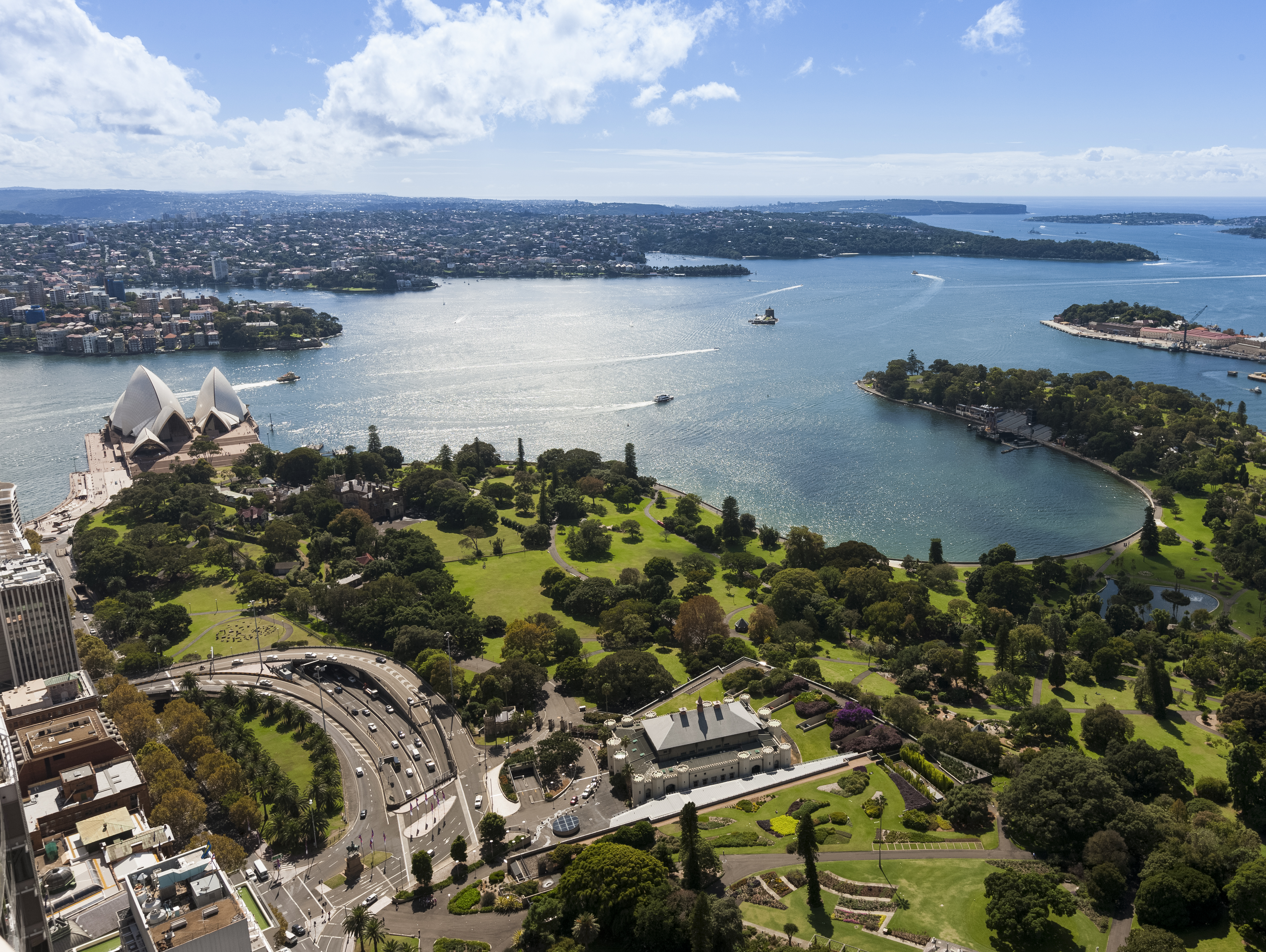 Good weather, great city, better research - The University of Sydney