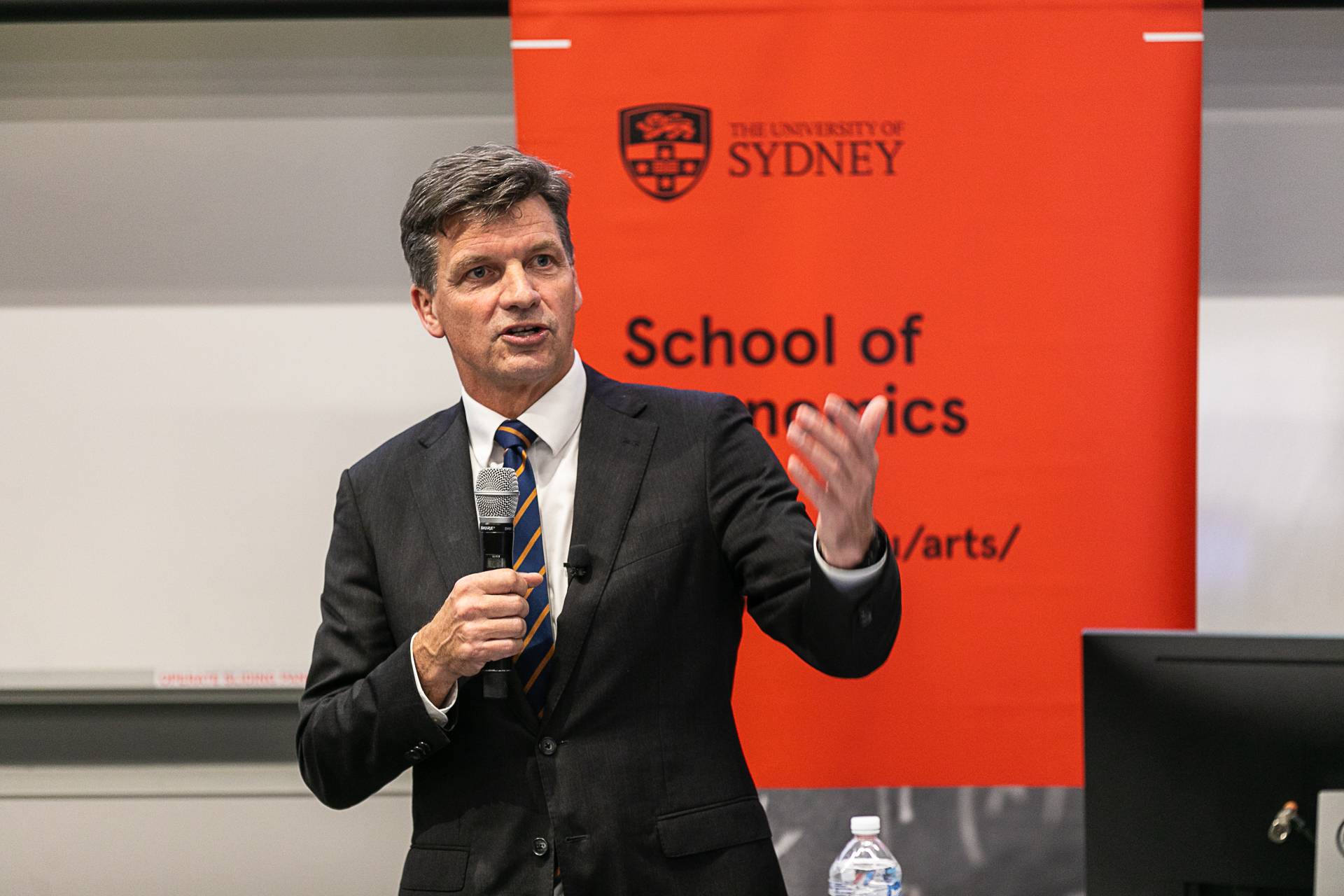 Can studying Economics lead to a career in Politics - The University of ...