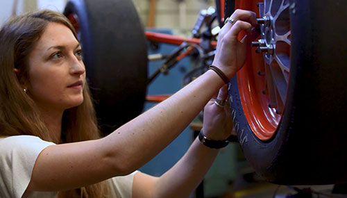Behind the air curtain - The University of Sydney