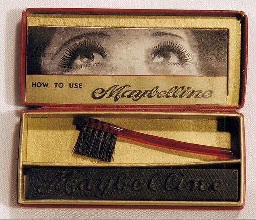 1800s Makeup Products