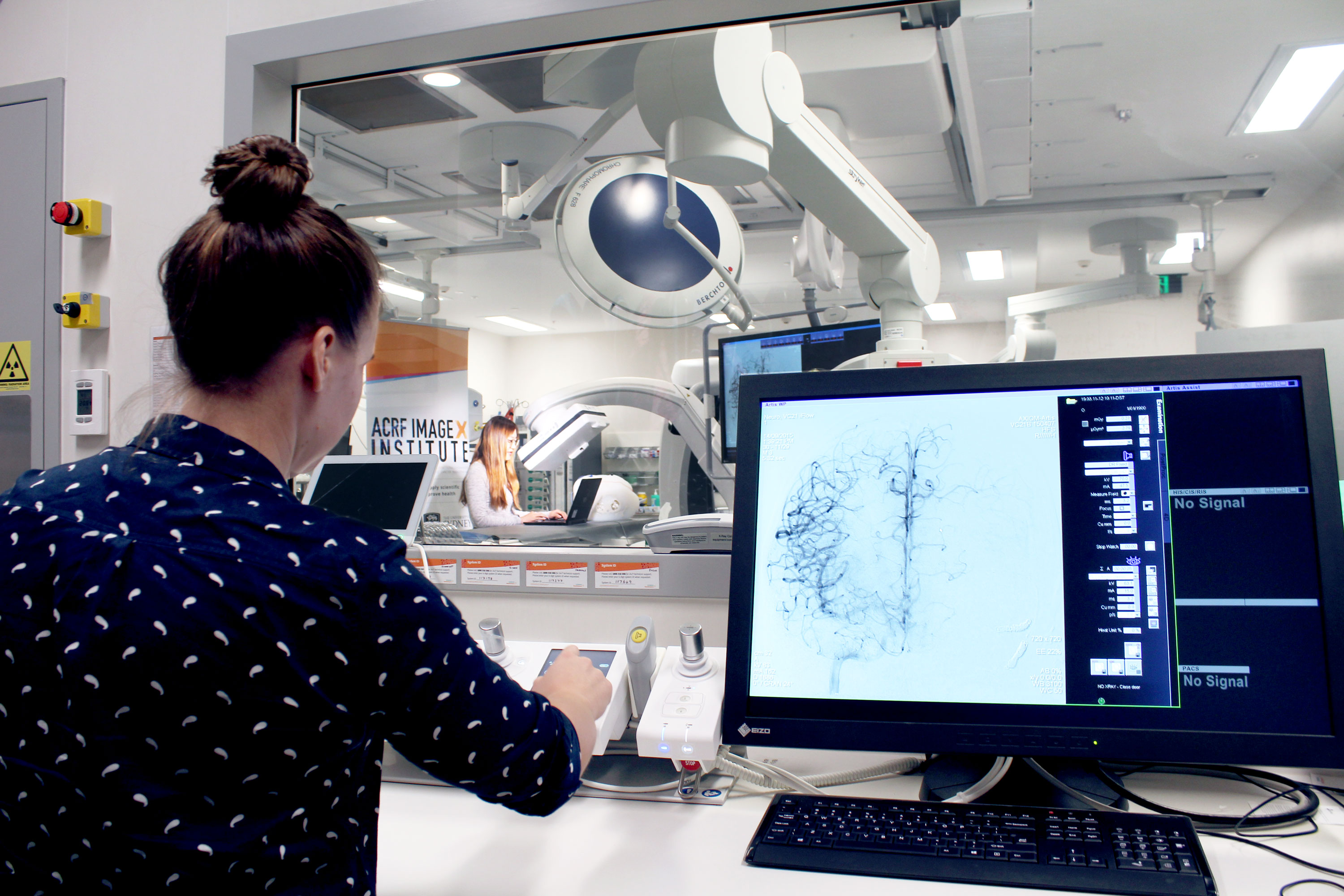 Unique partnership revolutionising surgical imaging with robotics - The ...