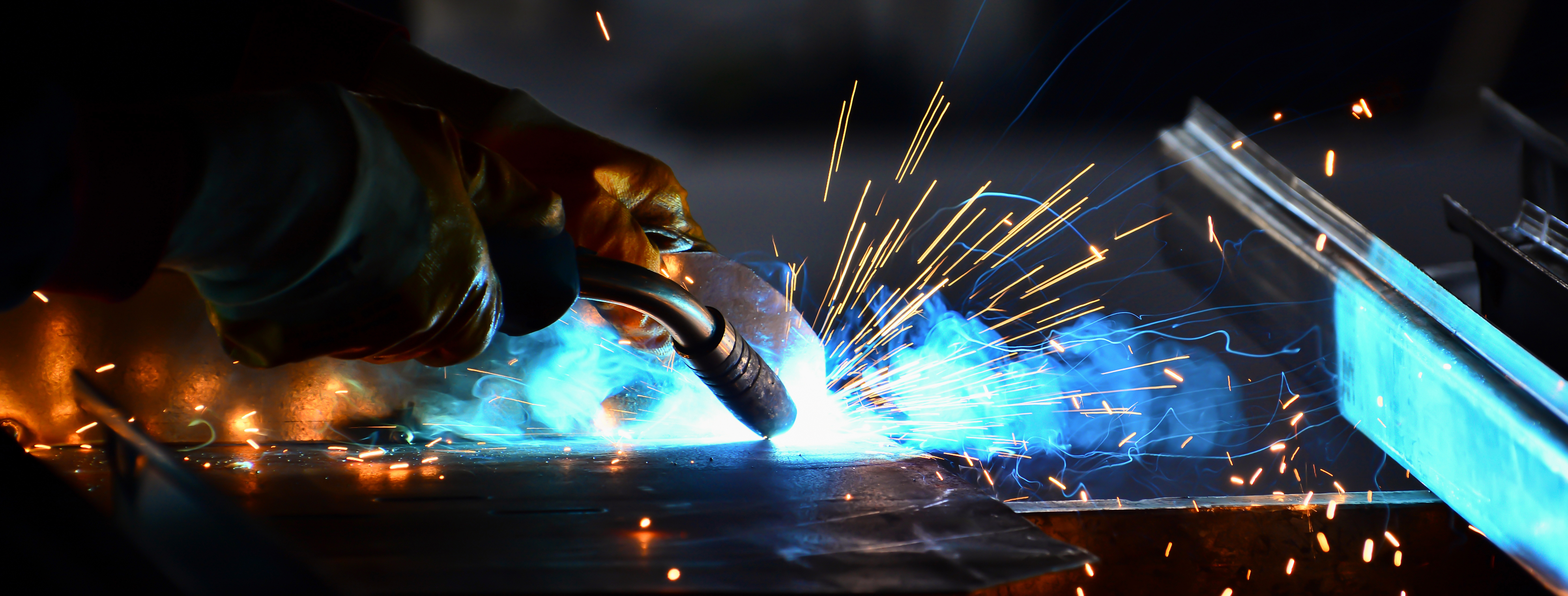 Australian welders exposed to high levels of dangerous fumes and cancer ...