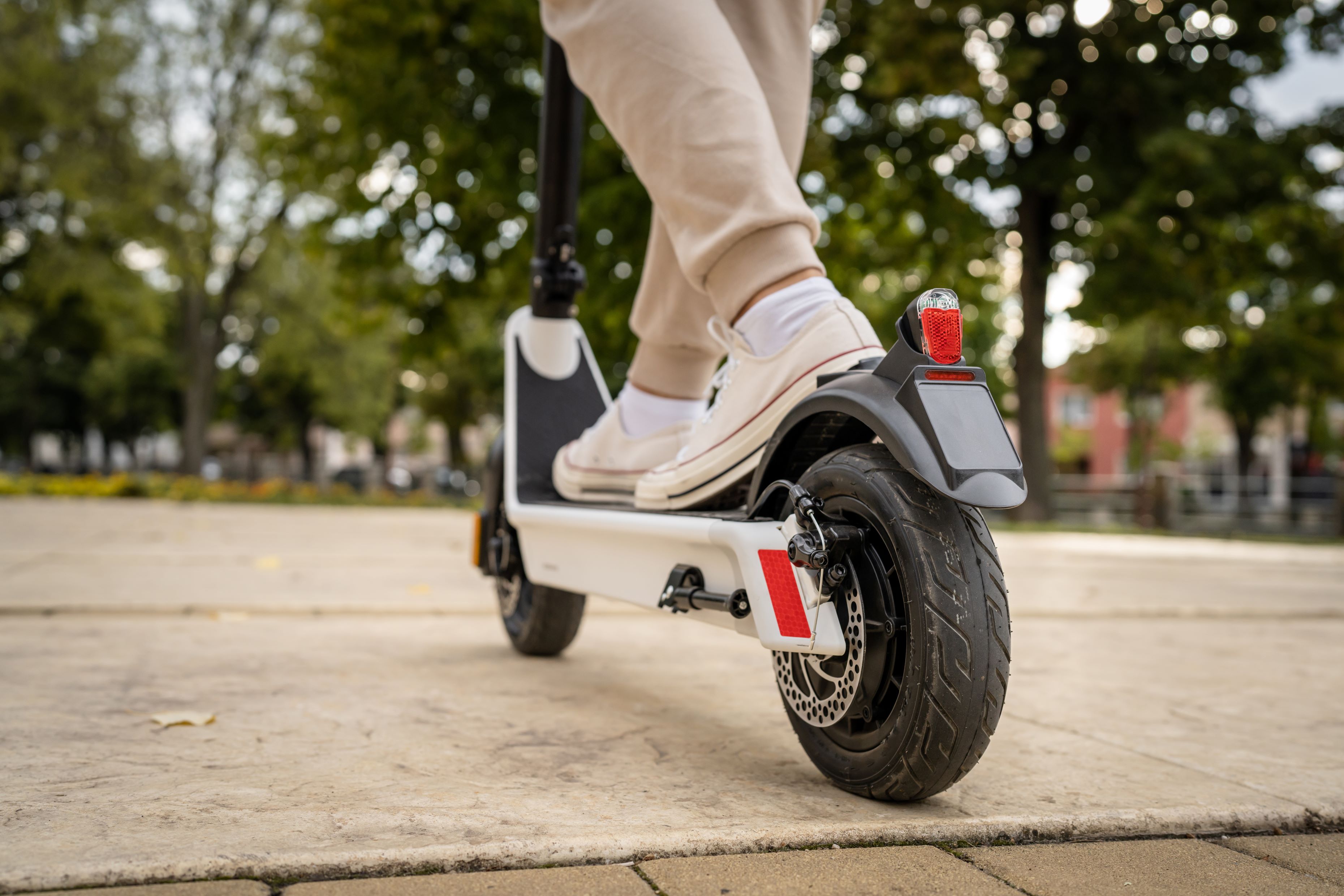Personal e-scooters are in a blind spot - The University of Sydney