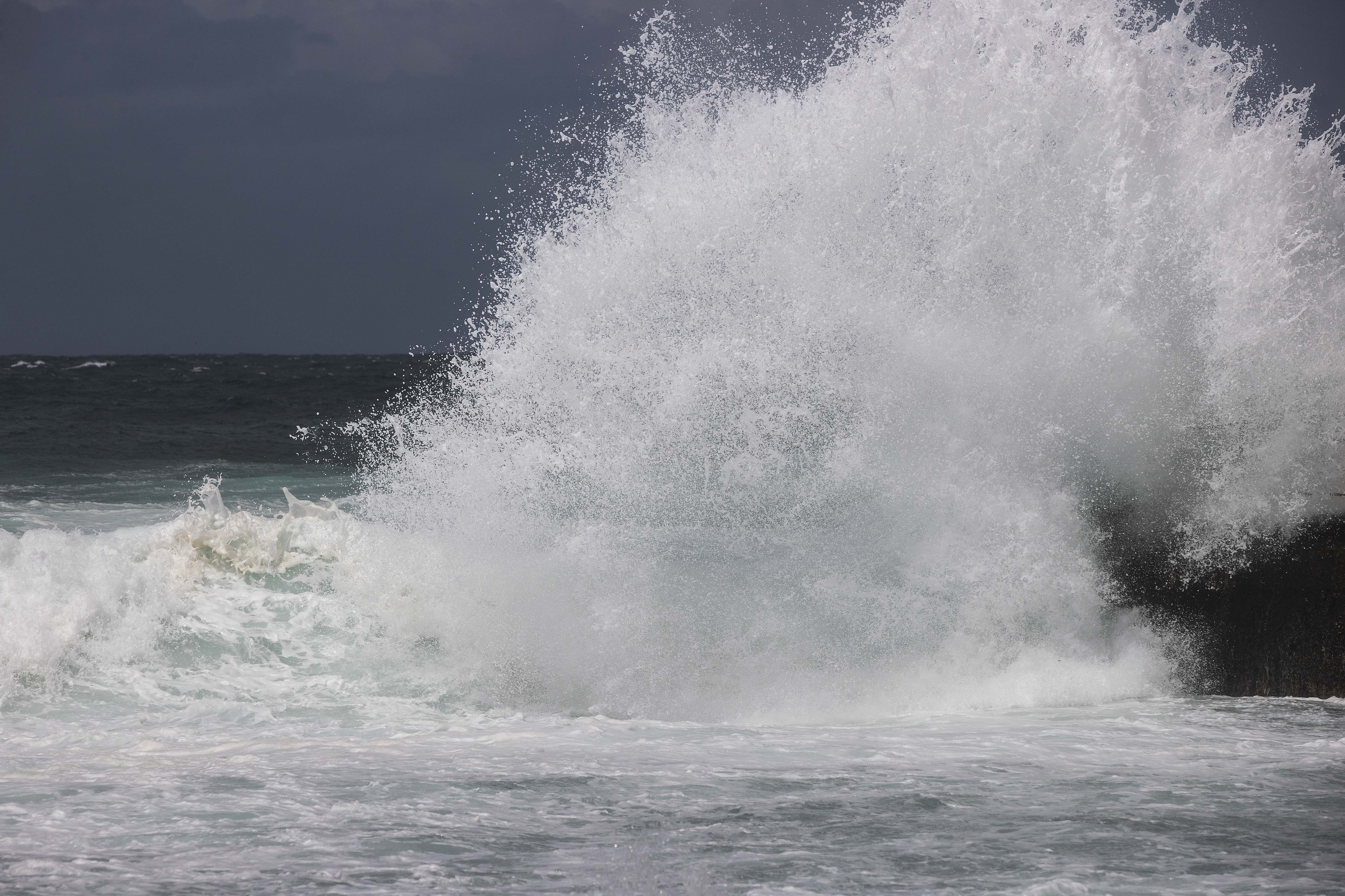 Extreme waves - The University of Sydney